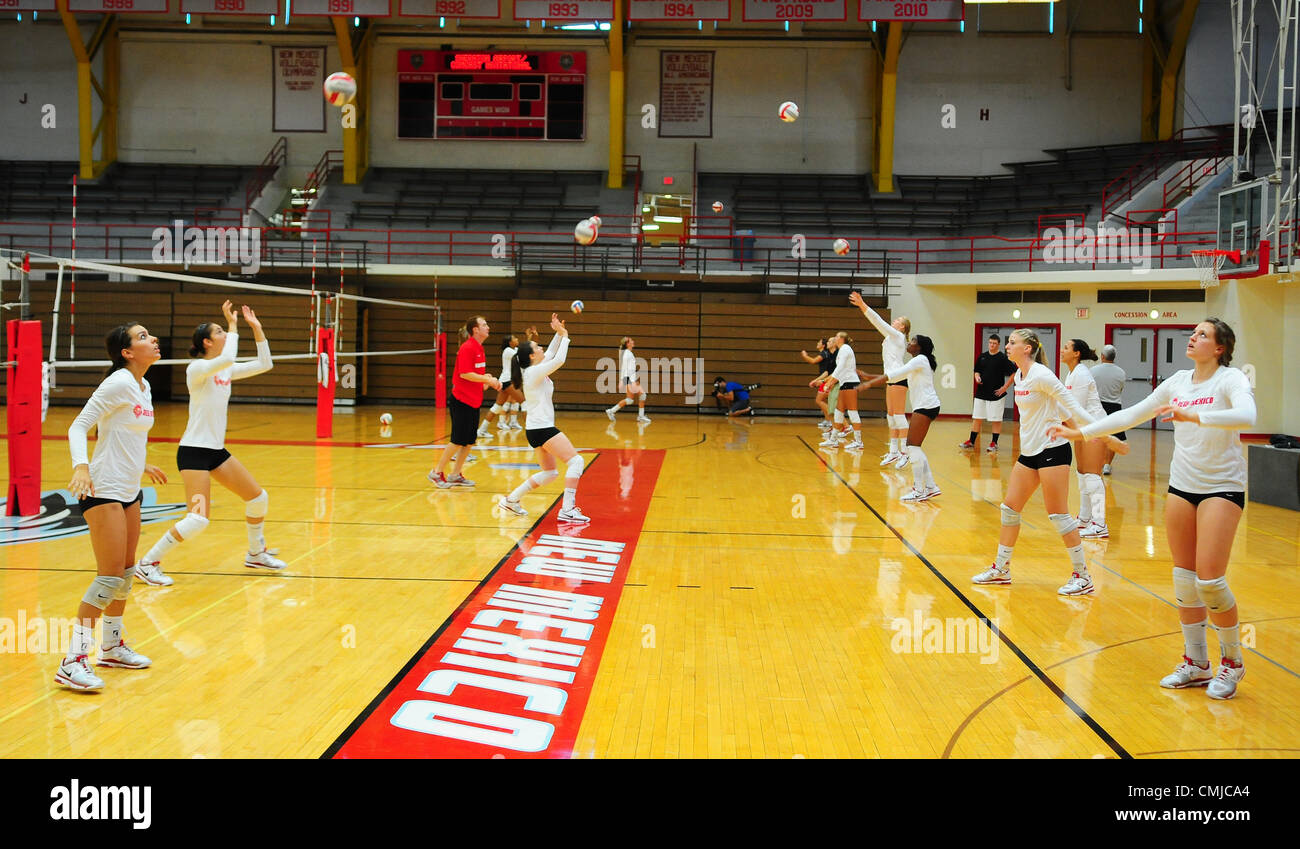 Unm johnson gym hi-res stock photography and images - Alamy