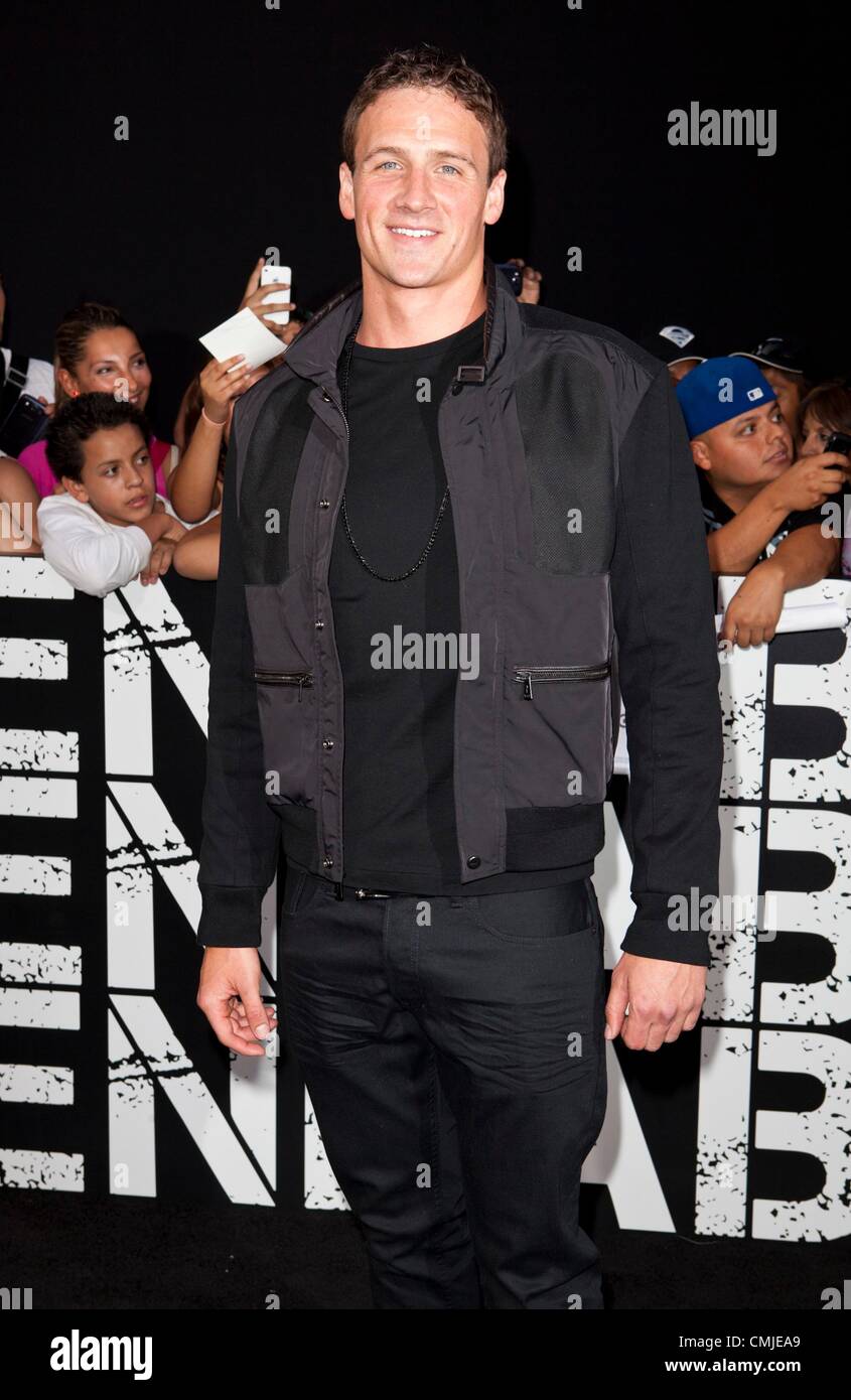 Ryan Lochte at arrivals for THE EXPENDABLES 2 Premiere, Grauman's ...