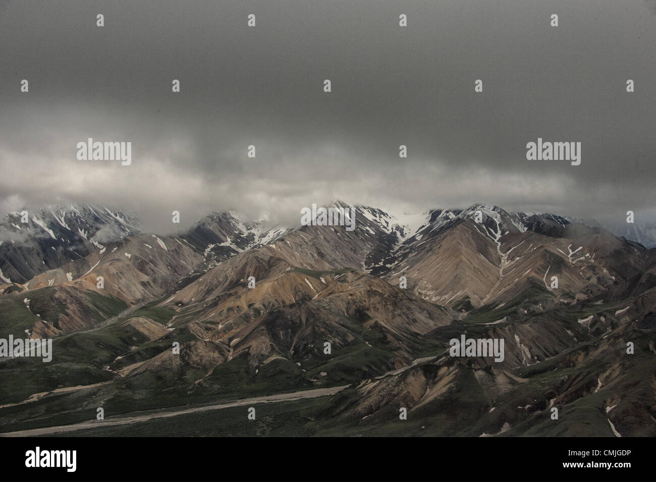 Denali park valley aerial hi-res stock photography and images - Alamy