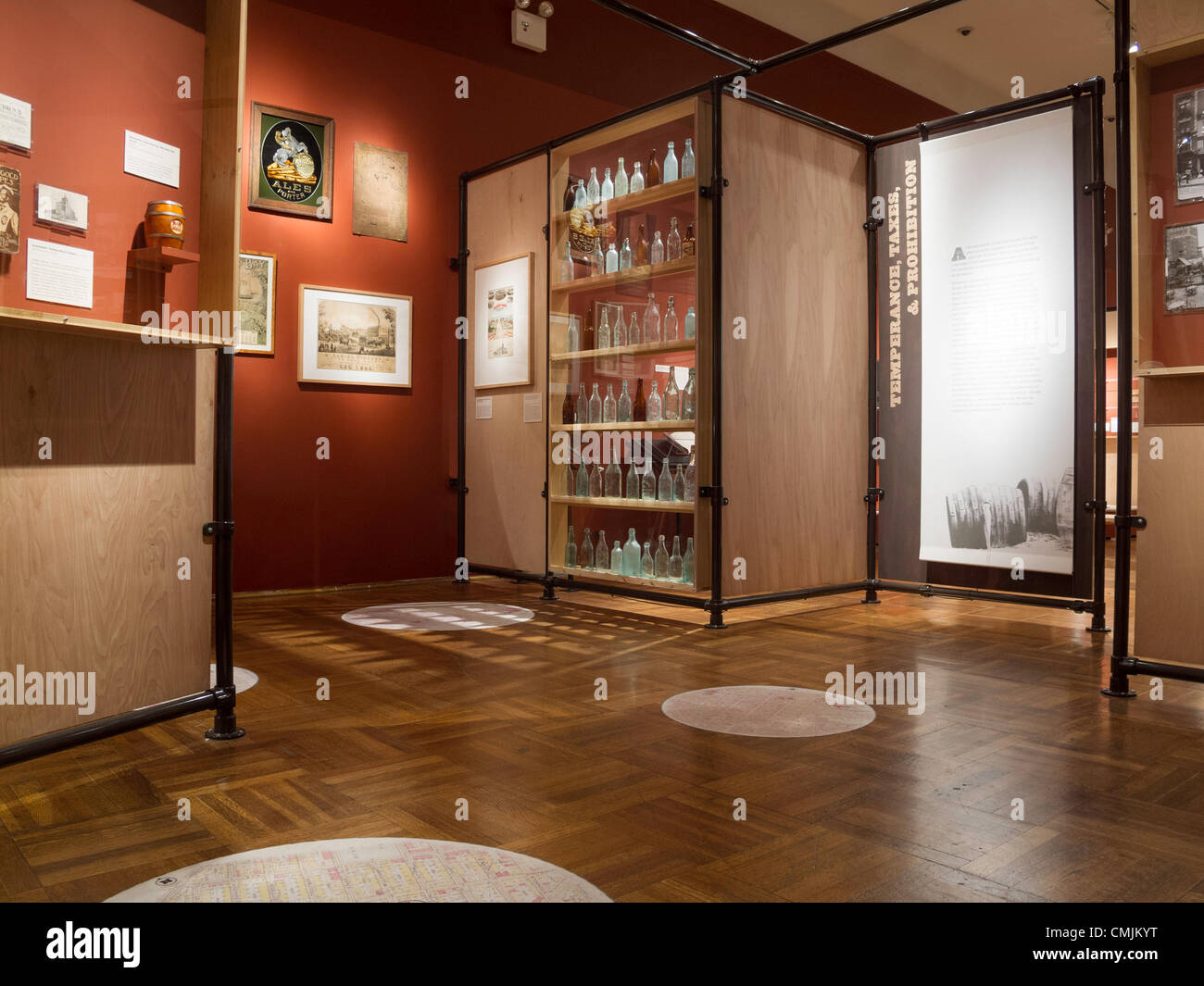 Prohibition alcohol 1920 hi-res stock photography and images - Alamy