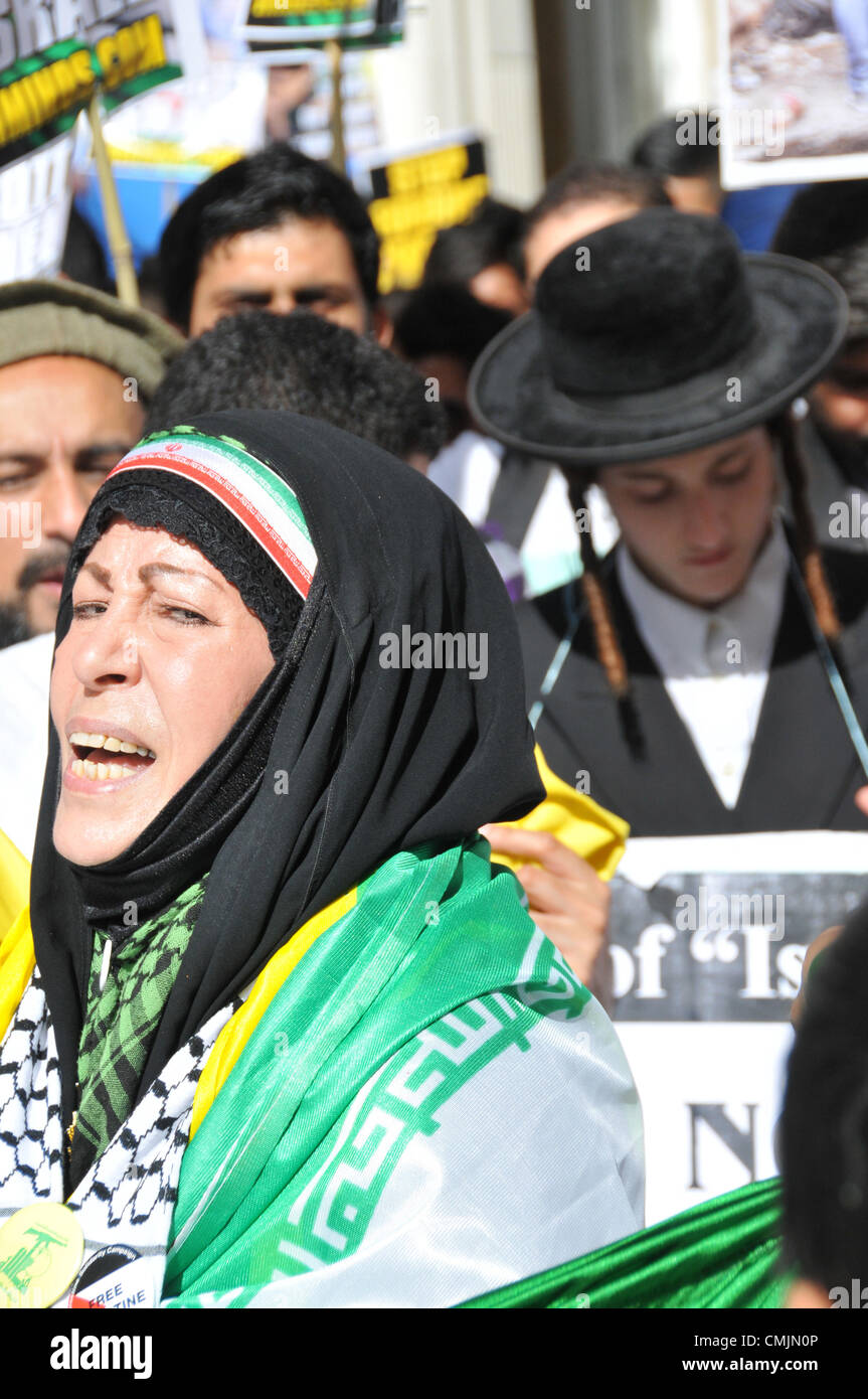 Palestinian men hi-res stock photography and images - Alamy