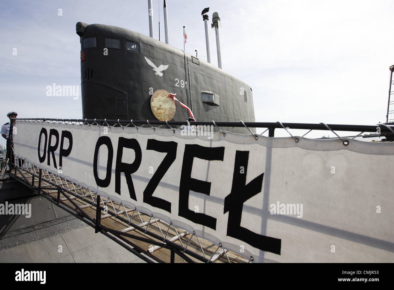 Orzel Logo Chad And Emmy: A Love Story (Relatively Speaking) | Union