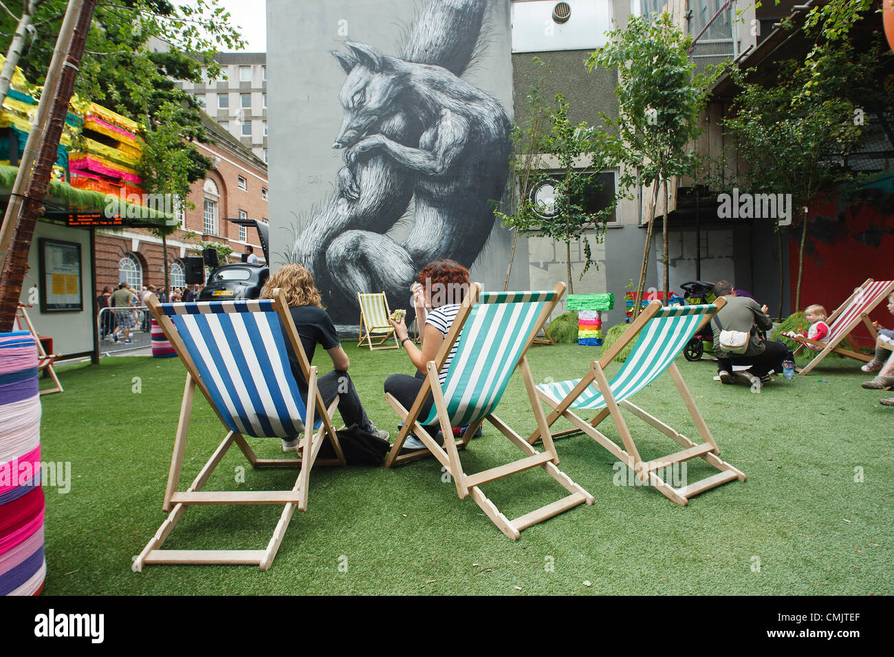A street art and graffiti festival in bristol hi-res stock photography ...