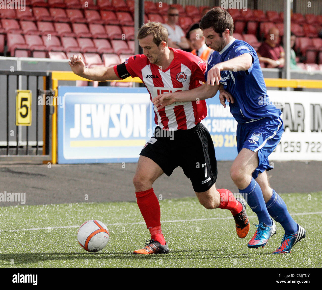 18.08.2012 Alloa, Scotland. 7 John Neill, in action during the Scottish ...