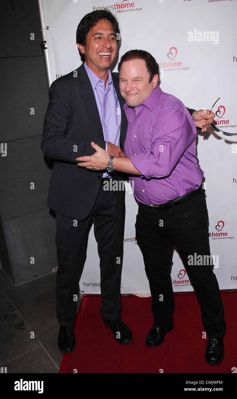 Aug. 18, 2012 - Los Angeles, California, U.S. - Ray Romano; Jason ...