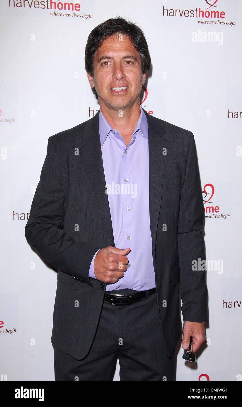Aug. 18, 2012 - Los Angeles, California, U.S. - Ray Romano attends ...