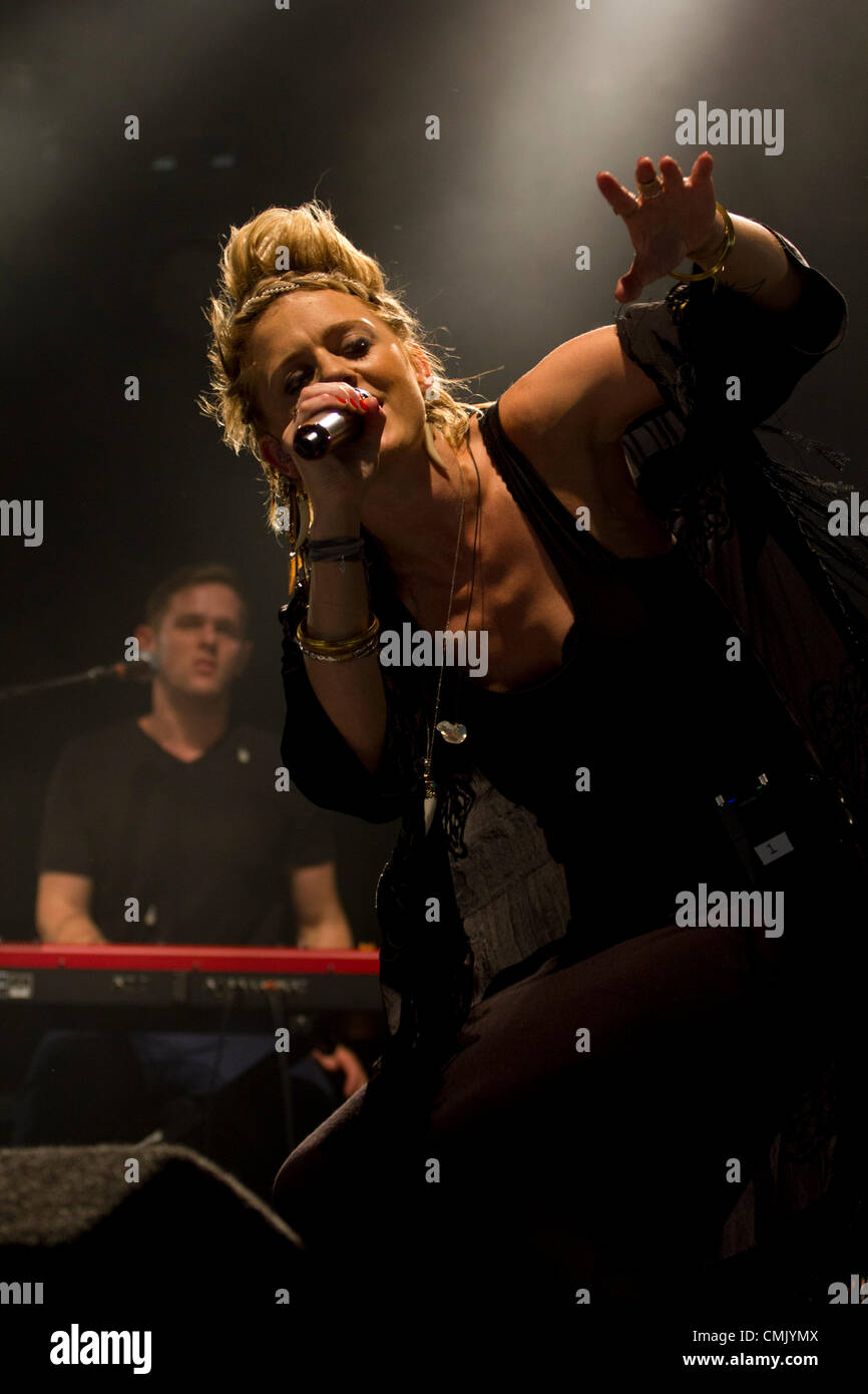 Bo Bruce Performs at V Festival Chelmsford, AUGUST 19, 2012 in ...