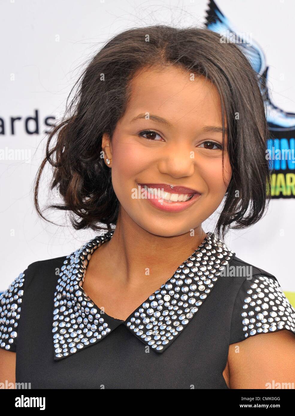 Daphne Blunt at arrivals for VH1 Do Something Awards - ARRIVALS, Barker ...