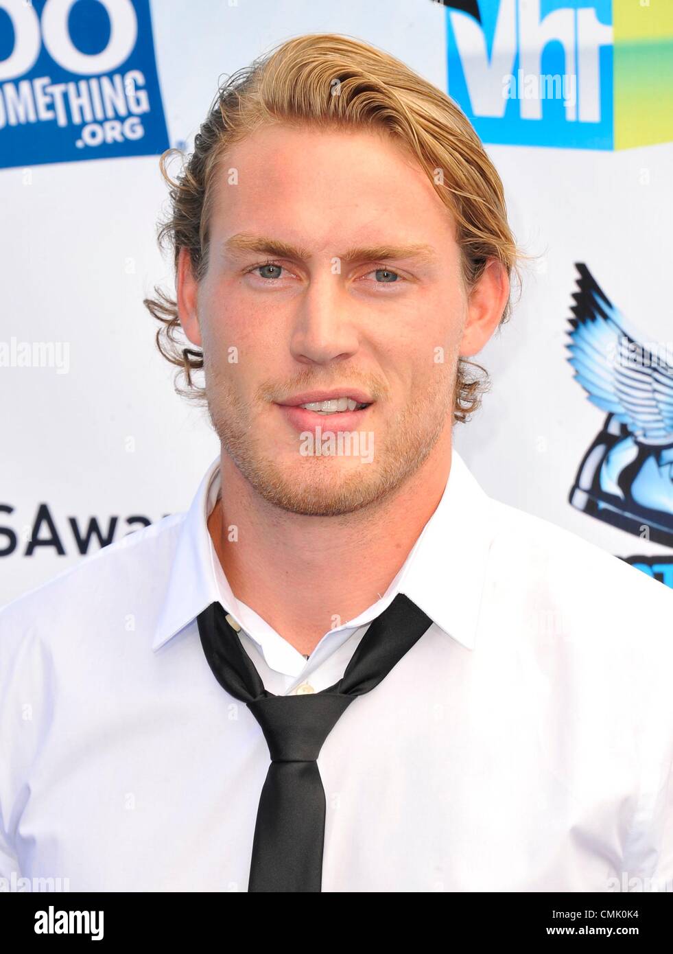 Grady Powell at arrivals for VH1 Do Something Awards - ARRIVALS, Barker ...