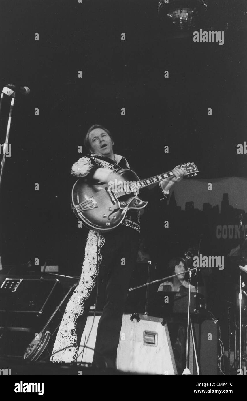 Roy clark hi-res stock photography and images - Alamy