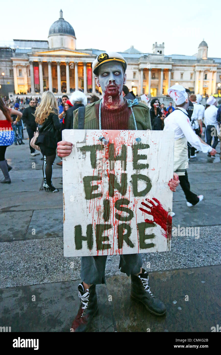 London, UK. 2nd November 2013. Participants dressed up as Zombies in ...