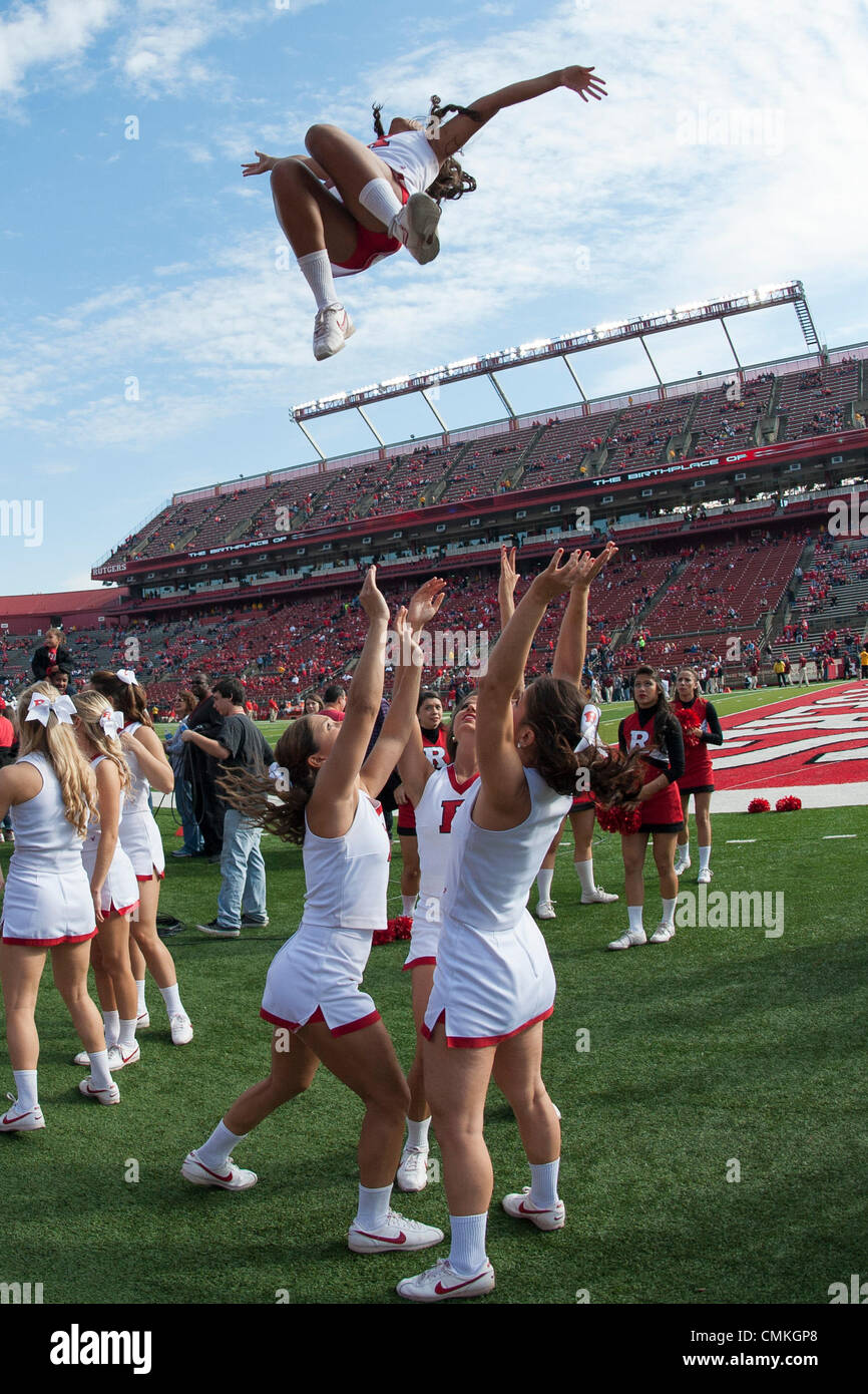 Rutgers scarlet knights cheerleaders hi-res stock photography and ...