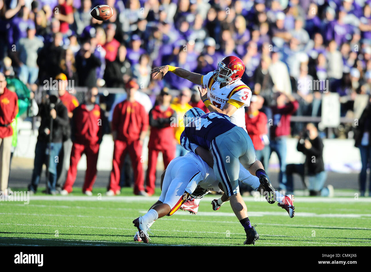 Bill snyder family stadium manhattan hi-res stock photography and ...