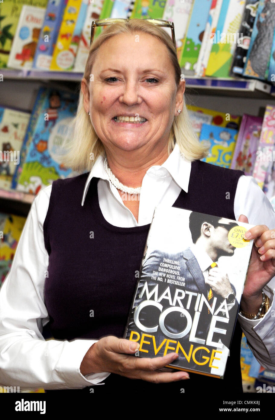 Martina cole book hi-res stock photography and images - Alamy