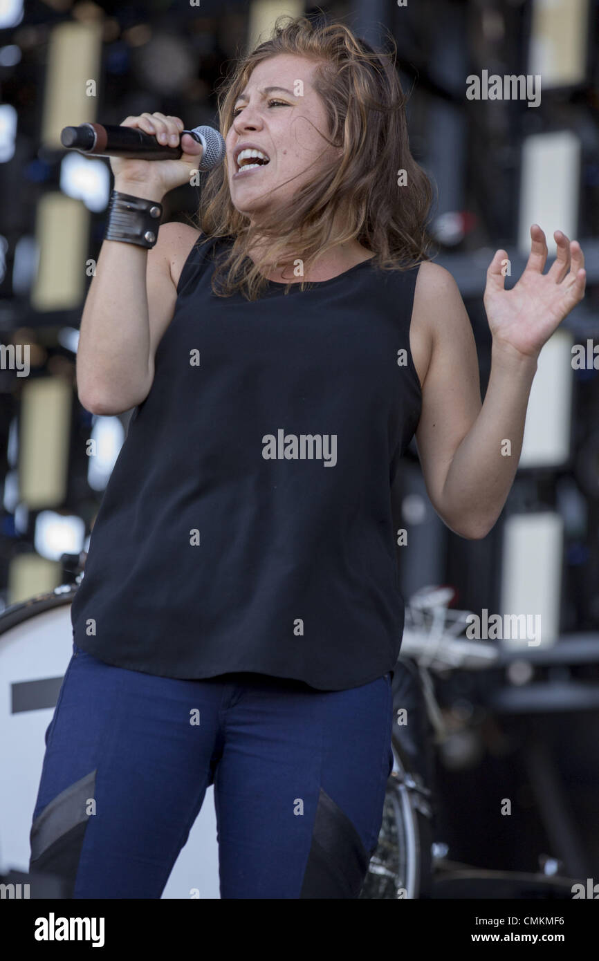New Orleans, Louisiana, USA. 2nd Nov, 2013. ELIZABETH HOPKINS of Delta ...