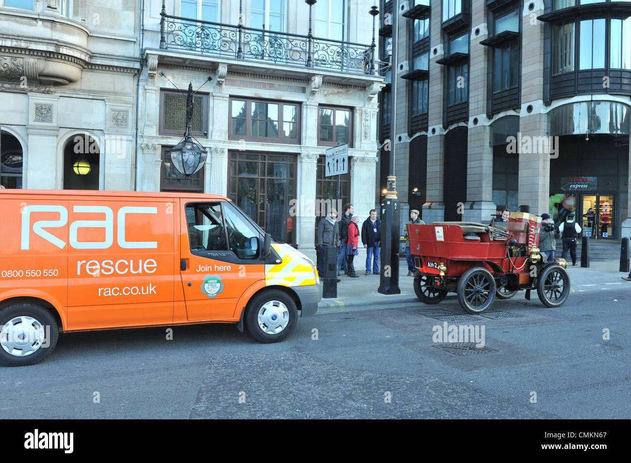 Classic vintage breakdown hi-res stock photography and images - Alamy