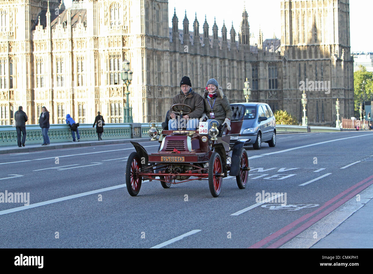 Crestmobile hi-res stock photography and images - Alamy