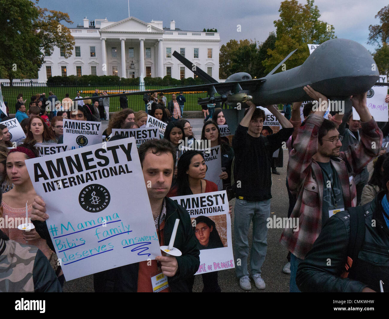 Amnesty international pakistan hi-res stock photography and images - Alamy