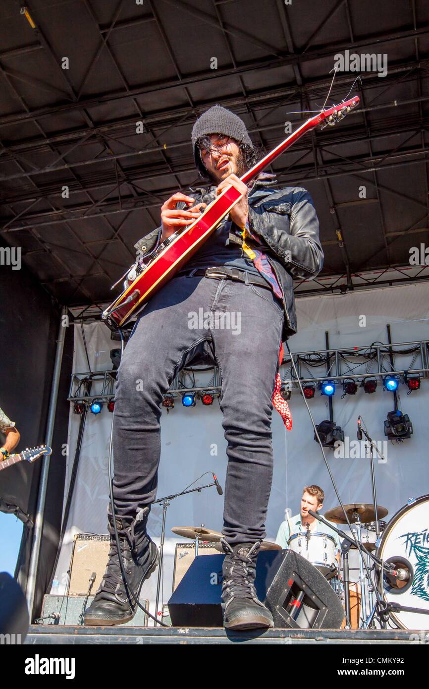 New Orleans, Louisiana, USA. 2nd Nov, 2013. JORDAN COOK of 'Reignwolf ...