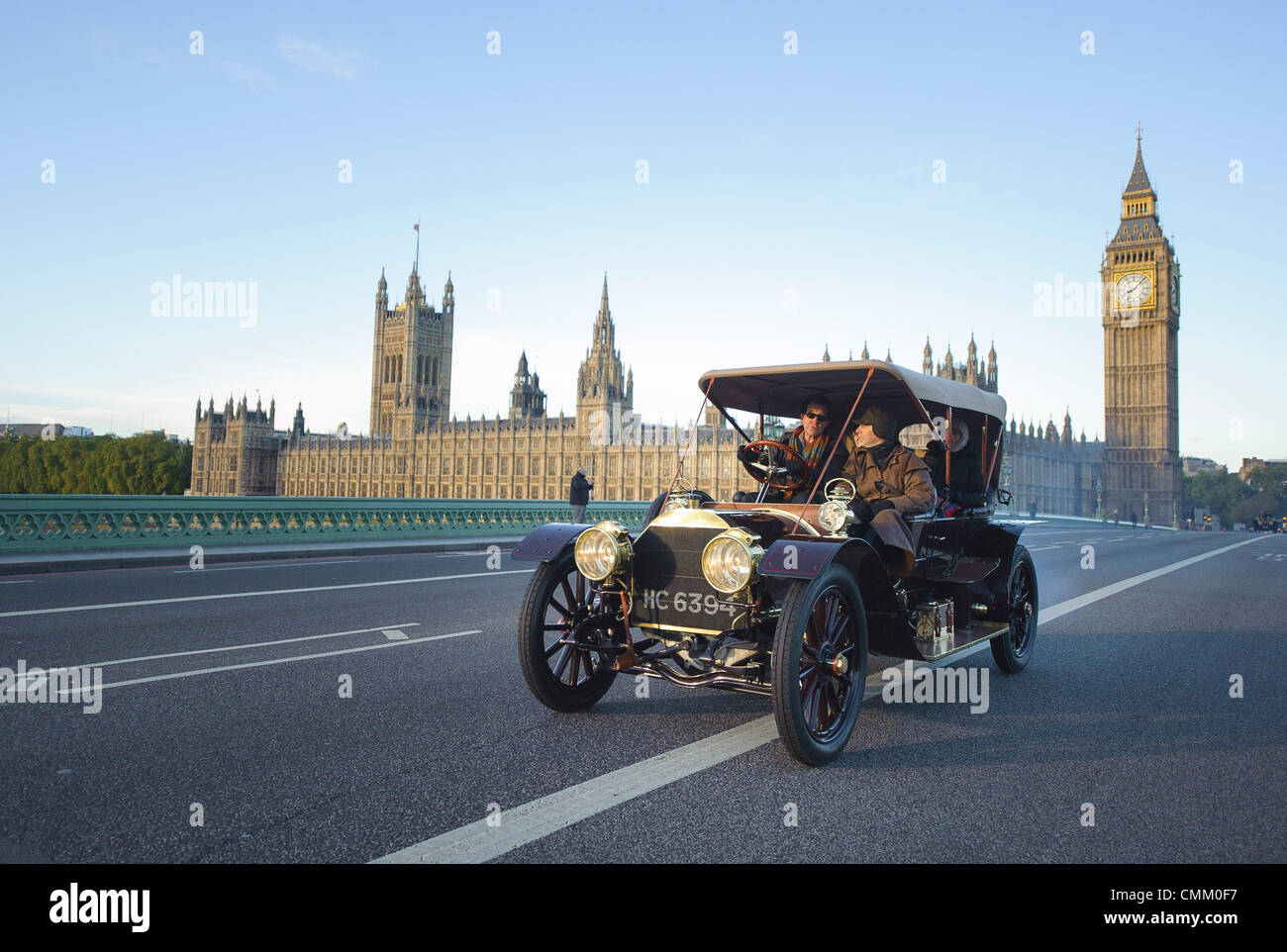 London, UK. 3rd Nov, 2013. Competitor #388 entered by Mr Albert ...