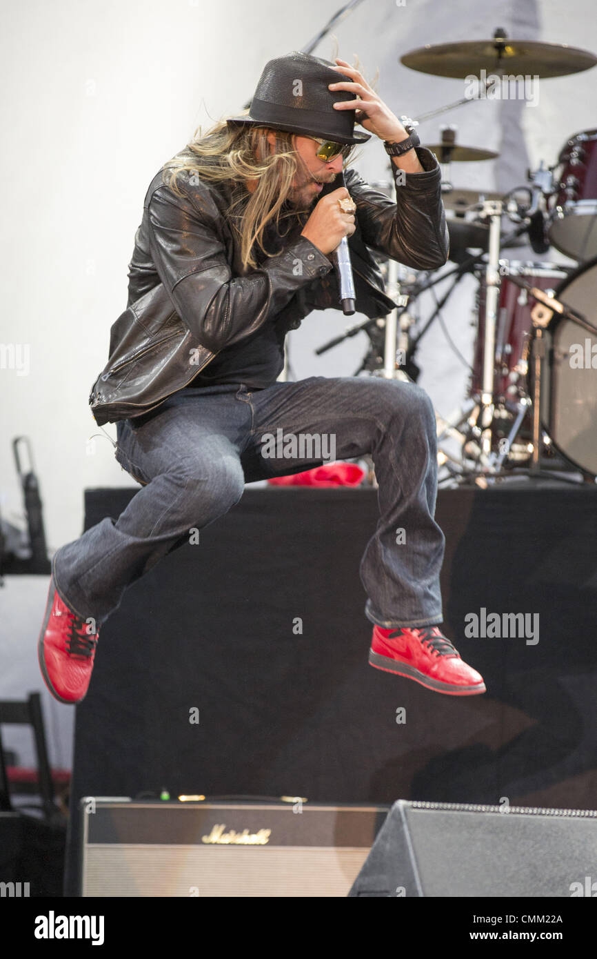 New Orleans, Louisiana, USA. 3rd Nov, 2013. Singer KID ROCK (aka ROBERT ...
