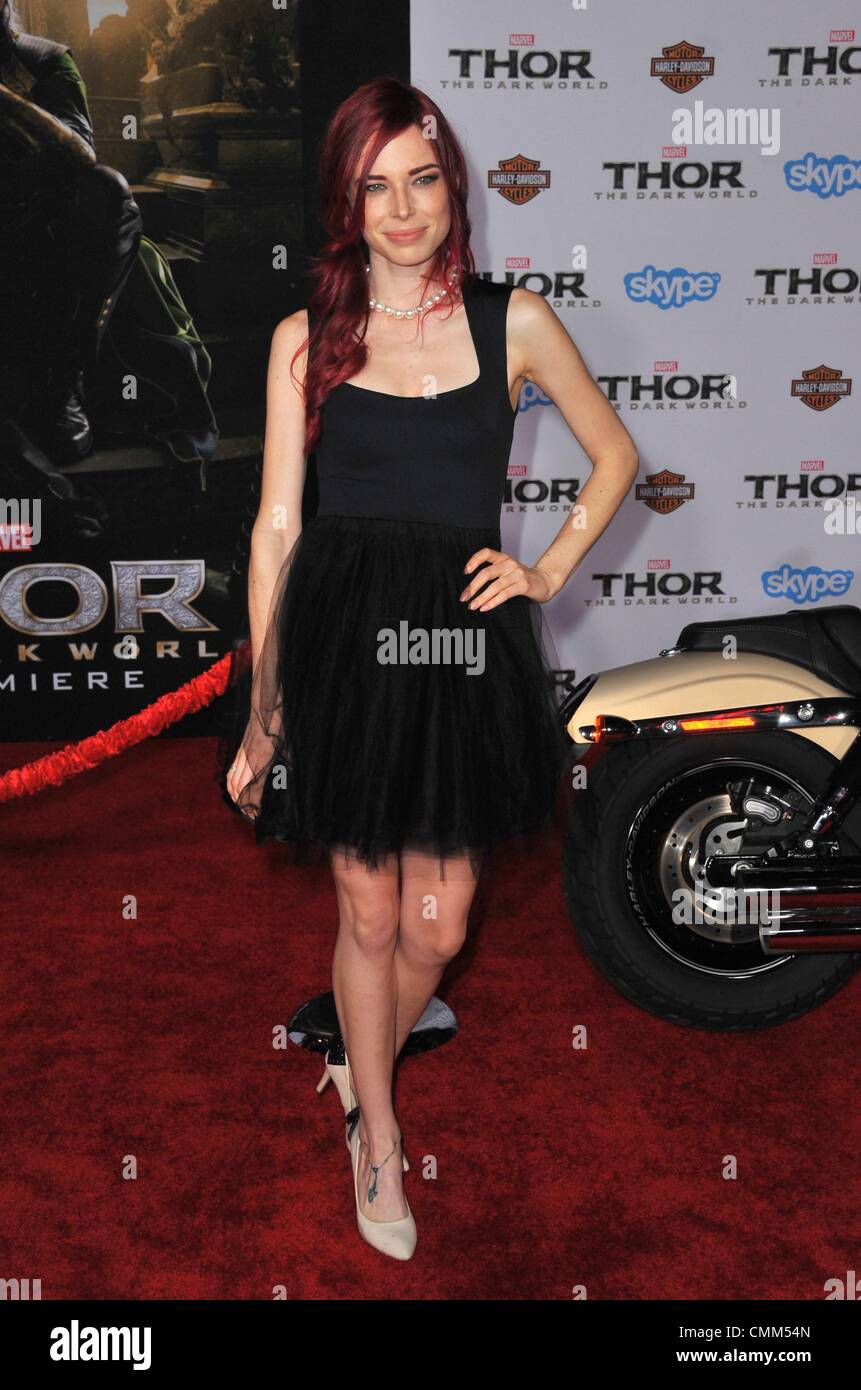 Los Angeles, CA, USA. 4th Nov, 2013. Chloe Dykstra at arrivals for THOR ...