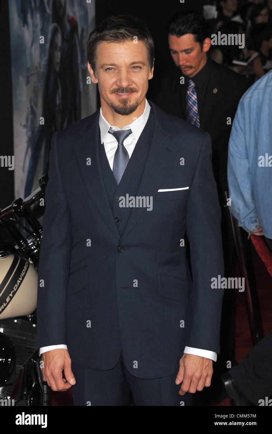Los Angeles, CA, USA. 4th Nov, 2013. Jeremy Renner at arrivals for THOR ...