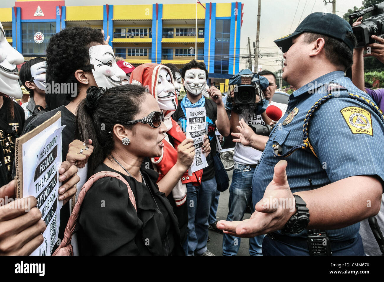 Manila, Philippines. 5th Nov, 2013. Superintendent Eleazar Matta ...