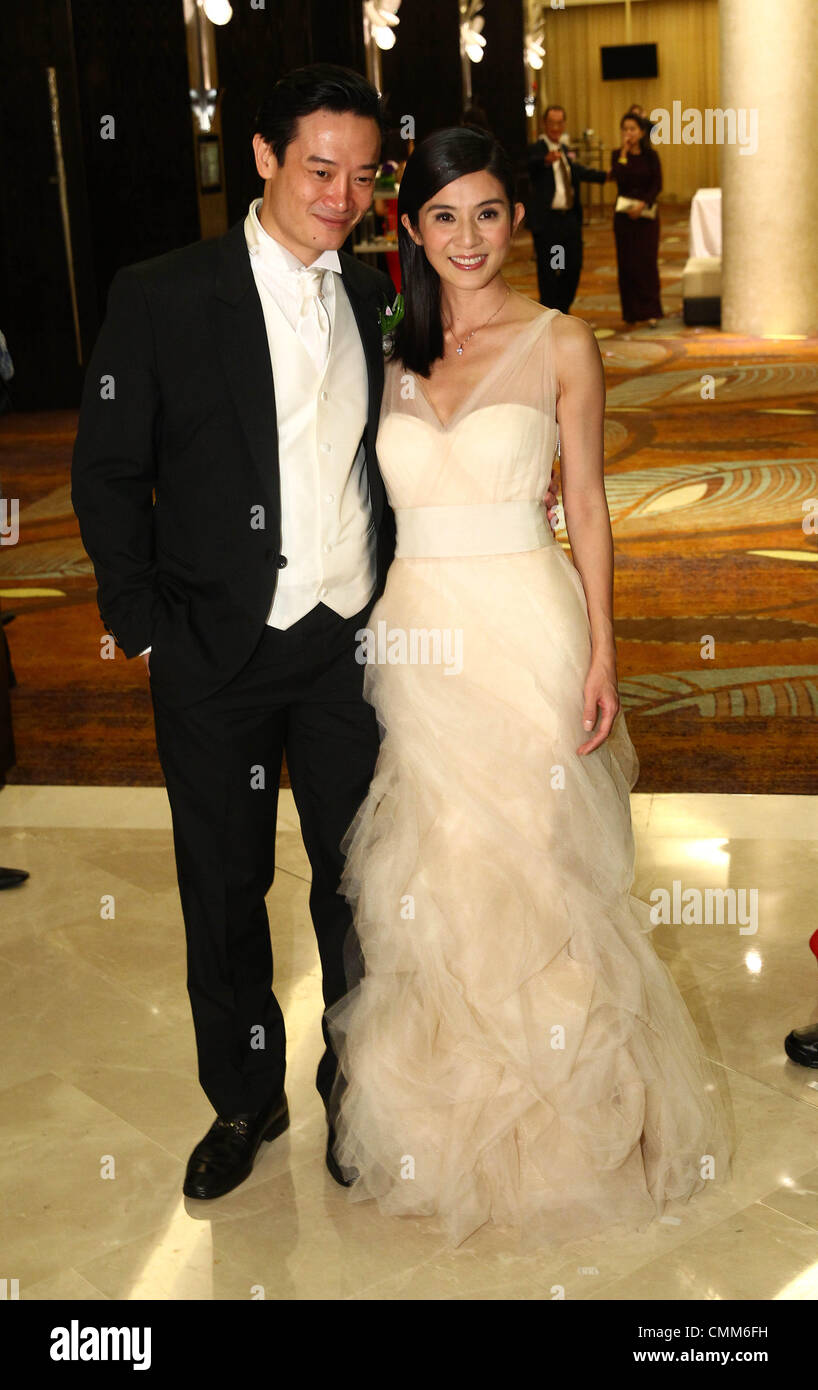Charlie Yeung and husband Qiu Shaozhi pose for camera at their wedding ...