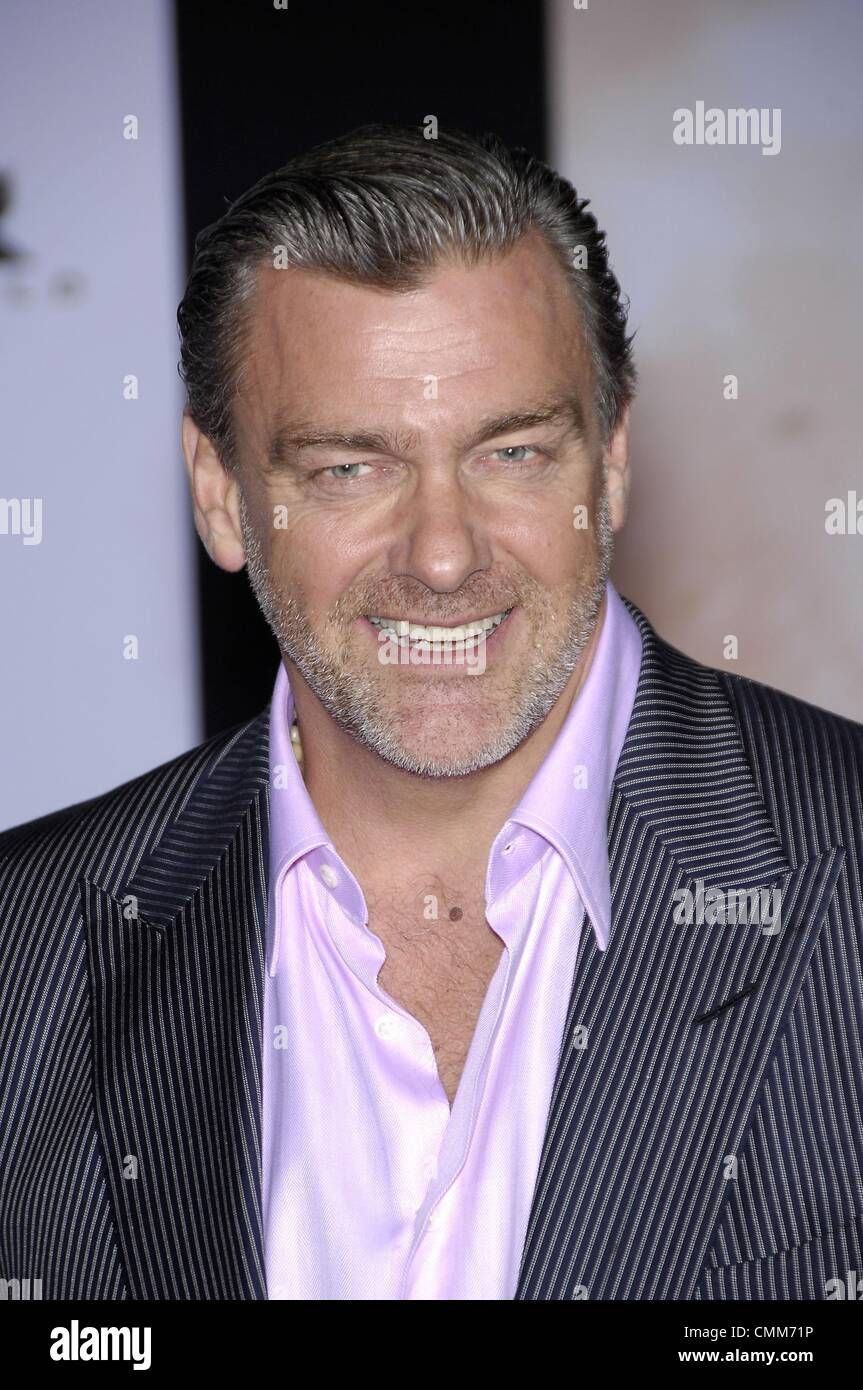 Los Angeles, CA, USA. 4th Nov, 2013. Ray Stevenson at arrivals for THOR ...