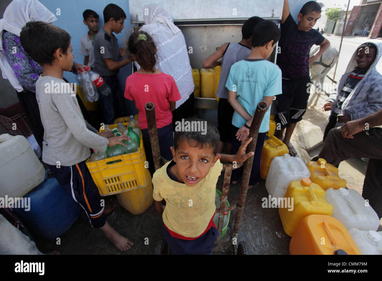 Gaza City, Gaza Strip, Palestinian Territory, . 4th Nov, 2013 ...