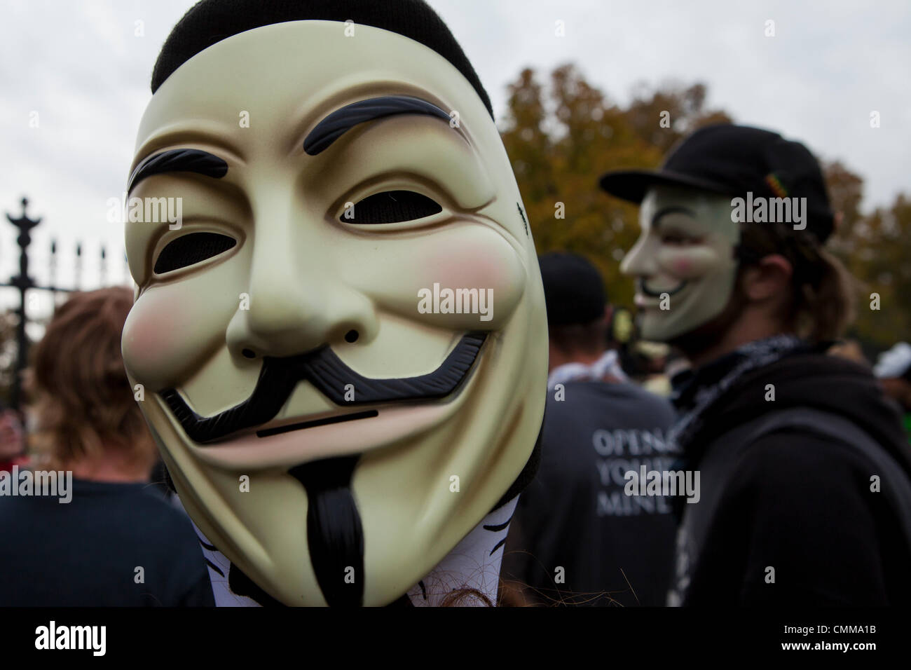 Washington, DC USA. 5th Nov, 2013. Thousands of Anonymous members and ...