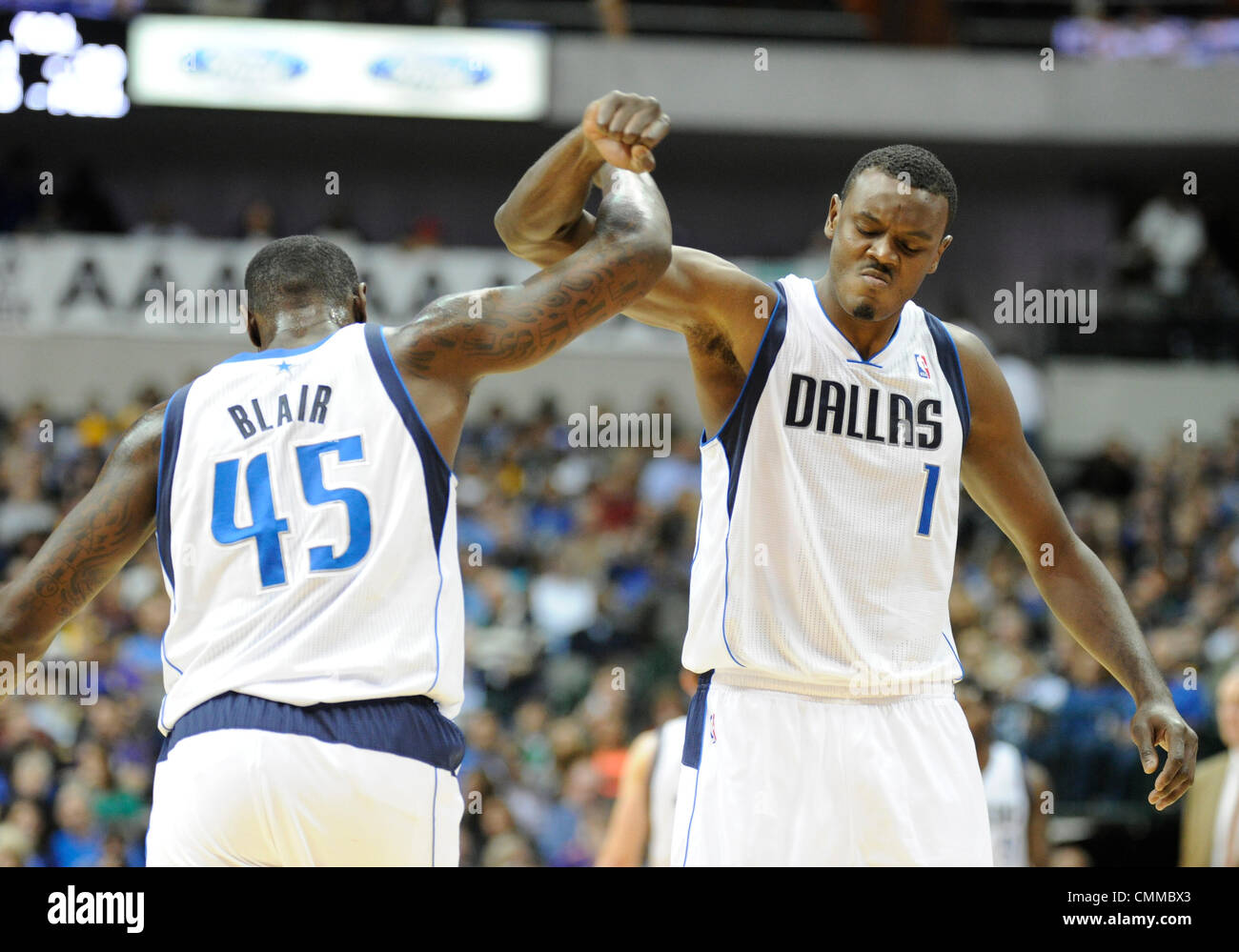 Dallas, Texas, USA. 5th November 2013. Dallas Mavericks center DeJuan ...