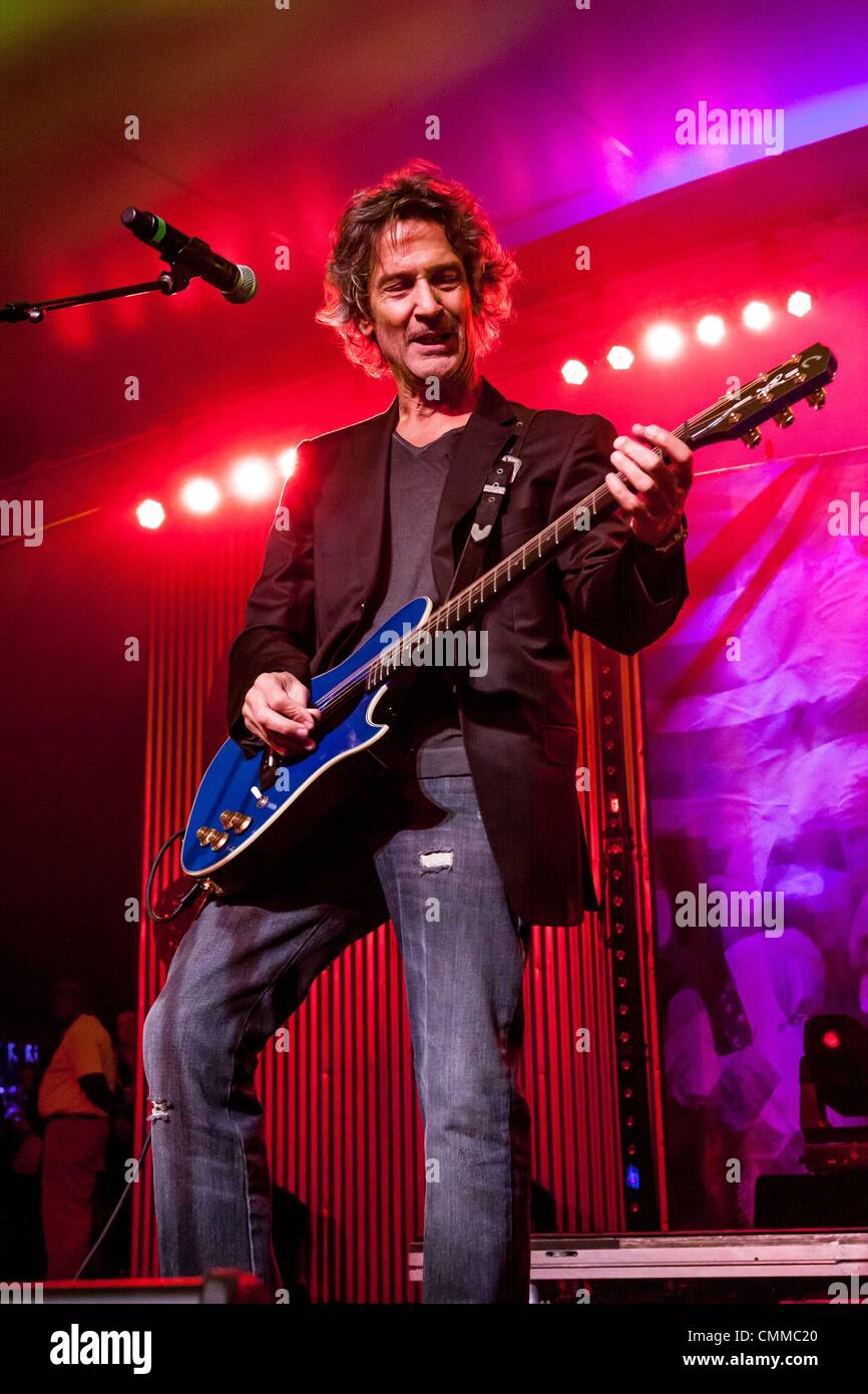 New Orleans, Louisiana, USA. 2nd Nov, 2013. BILLY SQUIRE performing at ...