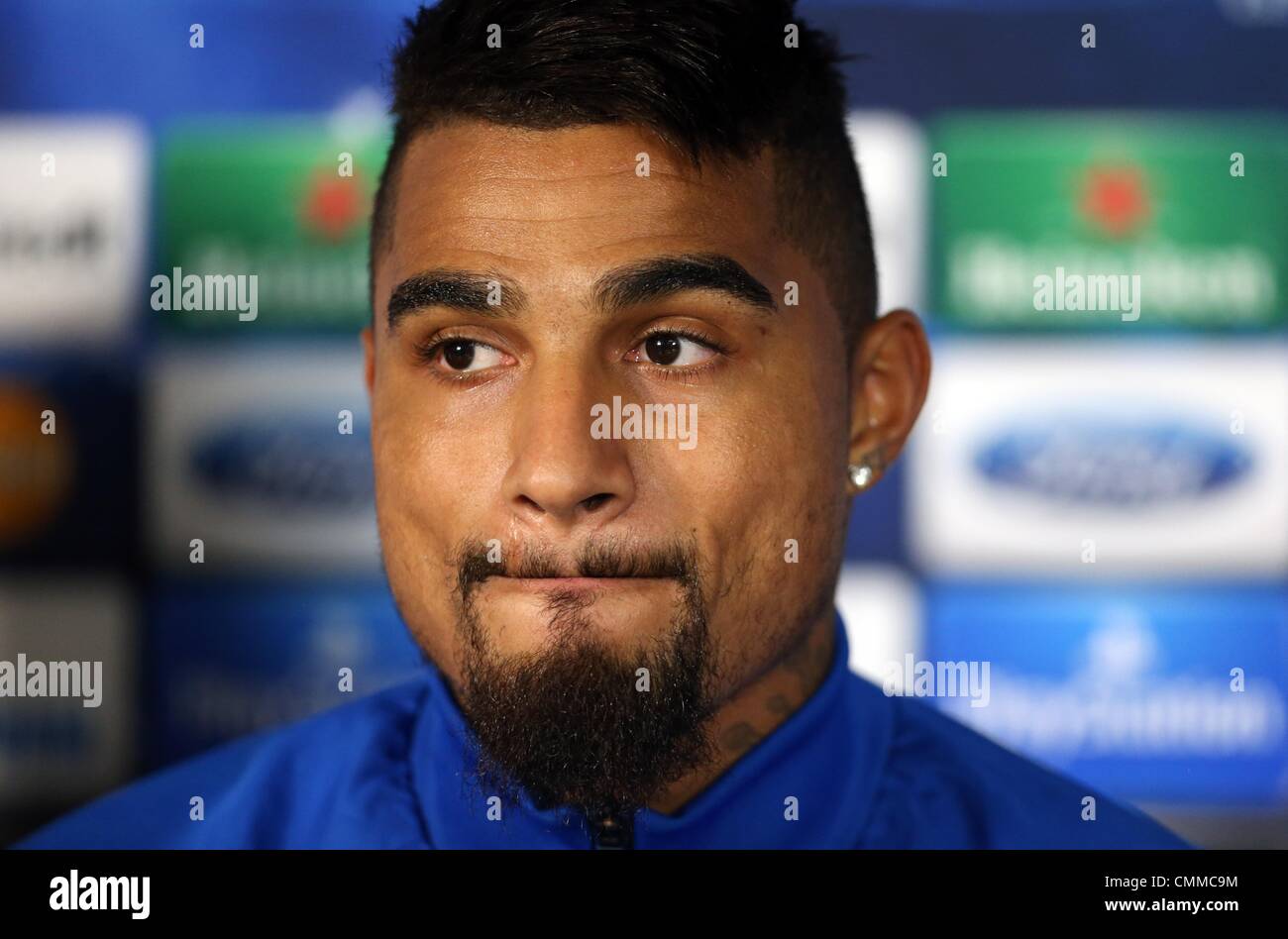 Stamford Bridge, London, Britain. 05th Nov, 2013. FC Schalke's Kevin ...
