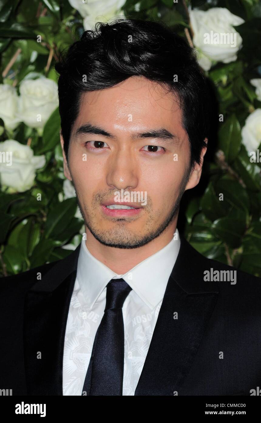 New York, NY, USA. 5th Nov, 2013. Lee Jin-Uk at arrivals for The Museum ...