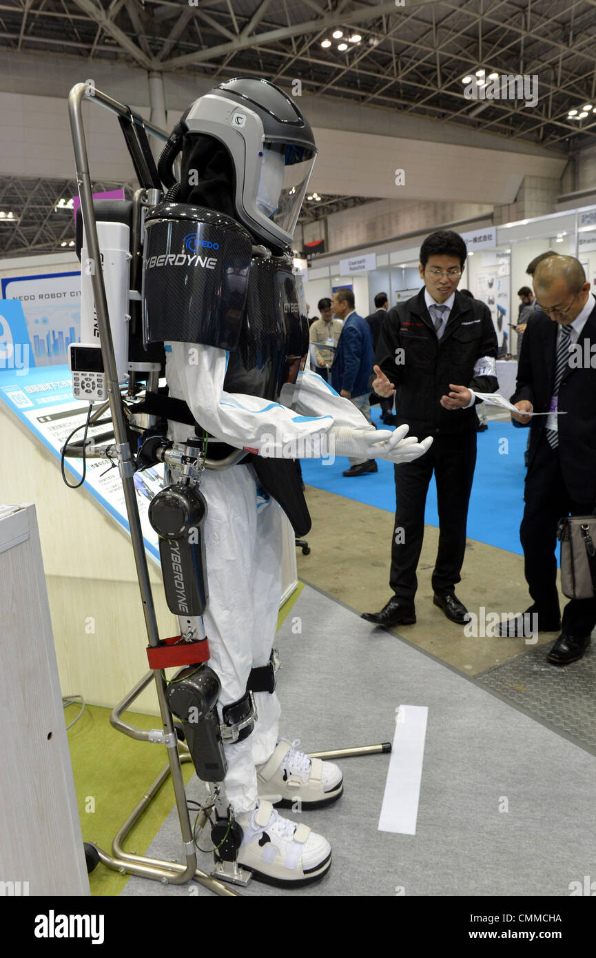 Tokyo, Japan. 6th Nov, 2013. "Robot Suit HAL." ia cyborg-type robot ...