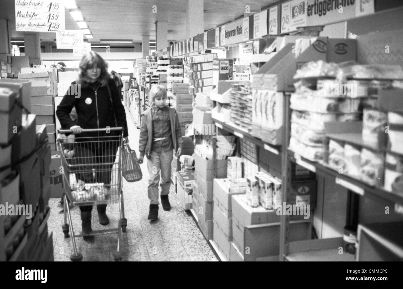 The everyday life of the family of an unemployed, as in the photo 28 ...