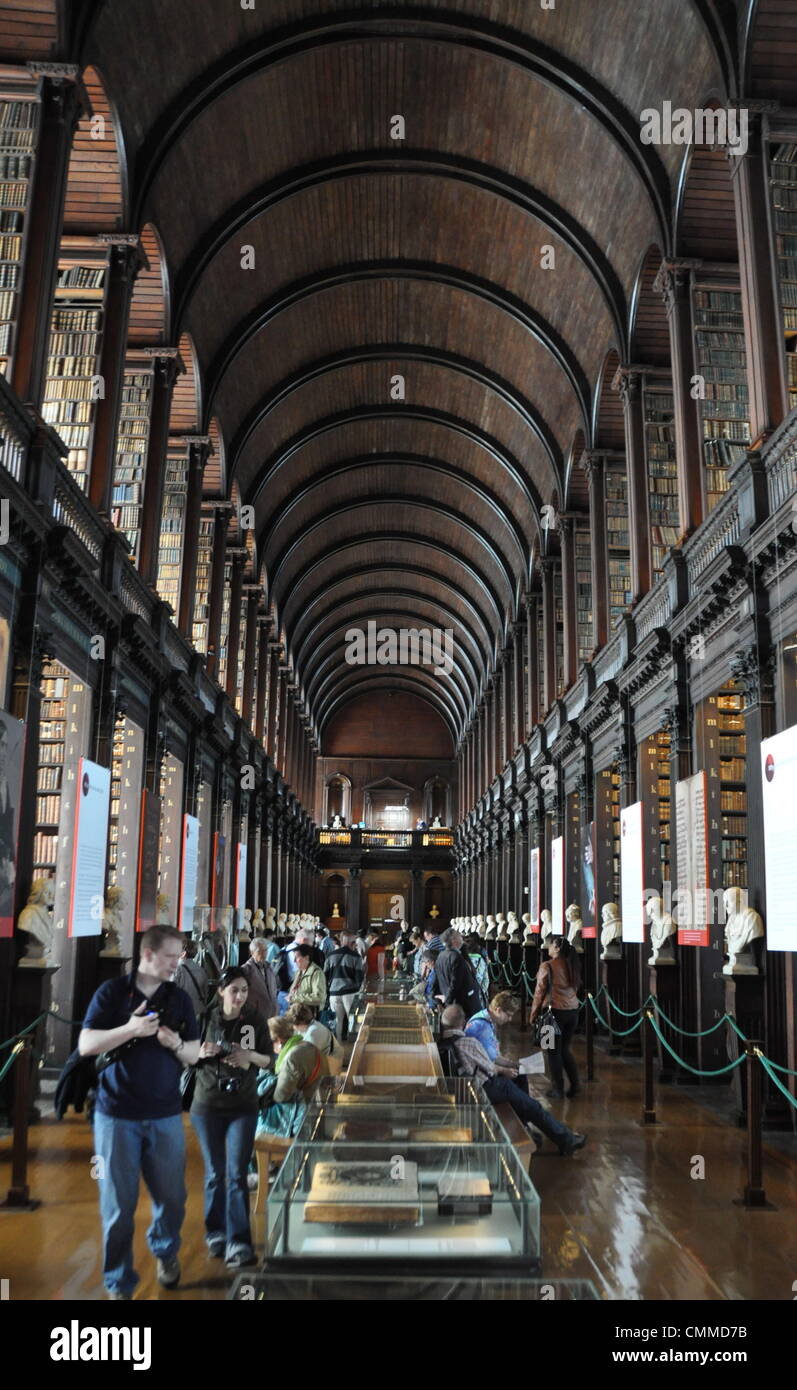 Trinity College, Old Library The main chamber of the Old Library of ...