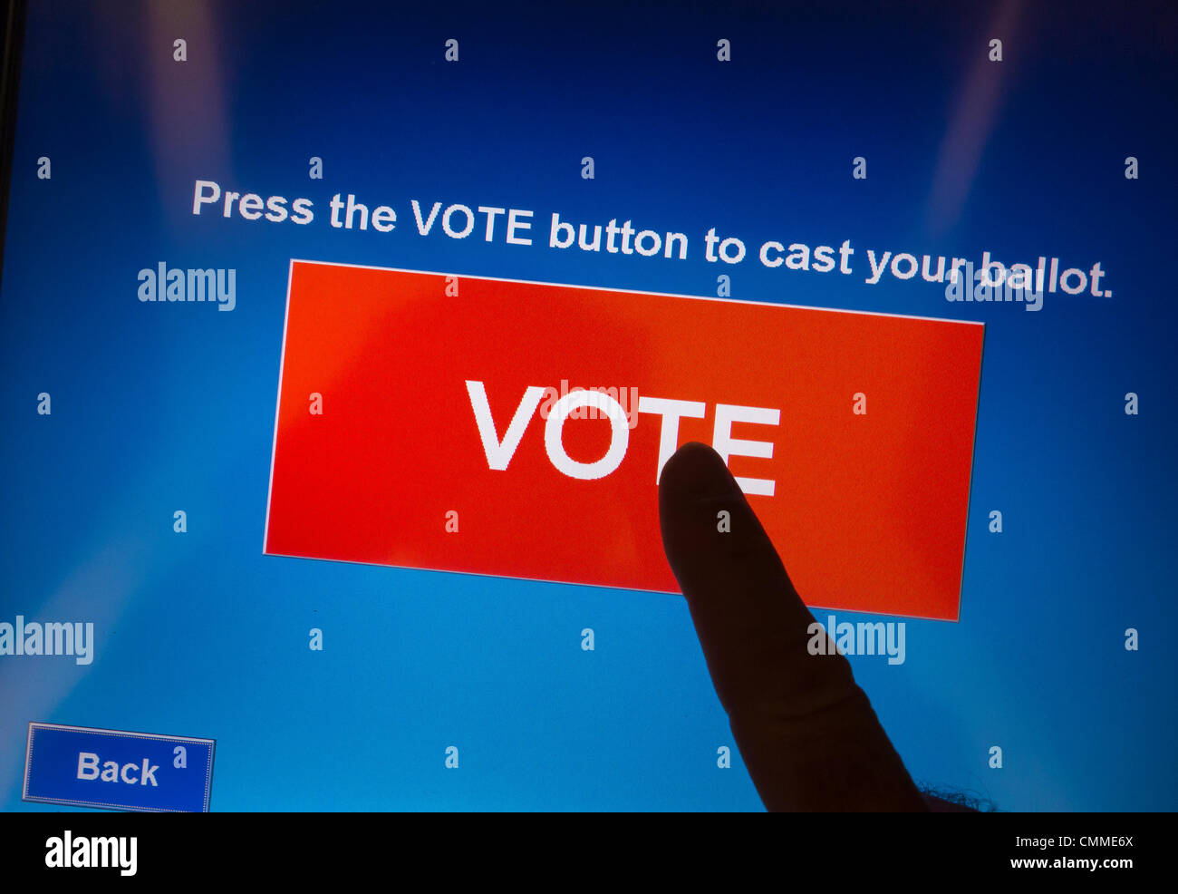 Electronic voting machine hi-res stock photography and images - Alamy