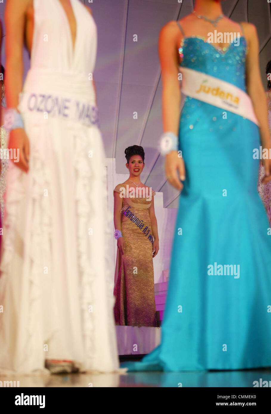 Katoeys hi-res stock photography and images - Alamy