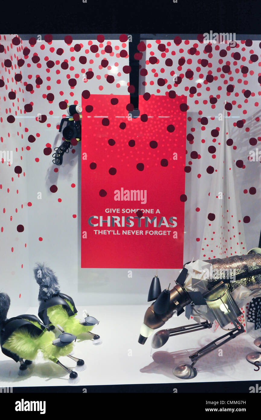 Oxford Street, London, UK. 6th November 2013. John Lewis shop windows ...