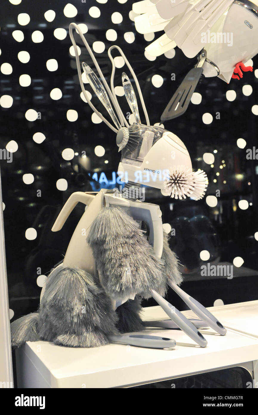 Oxford Street, London, UK. 6th November 2013. John Lewis shop windows ...