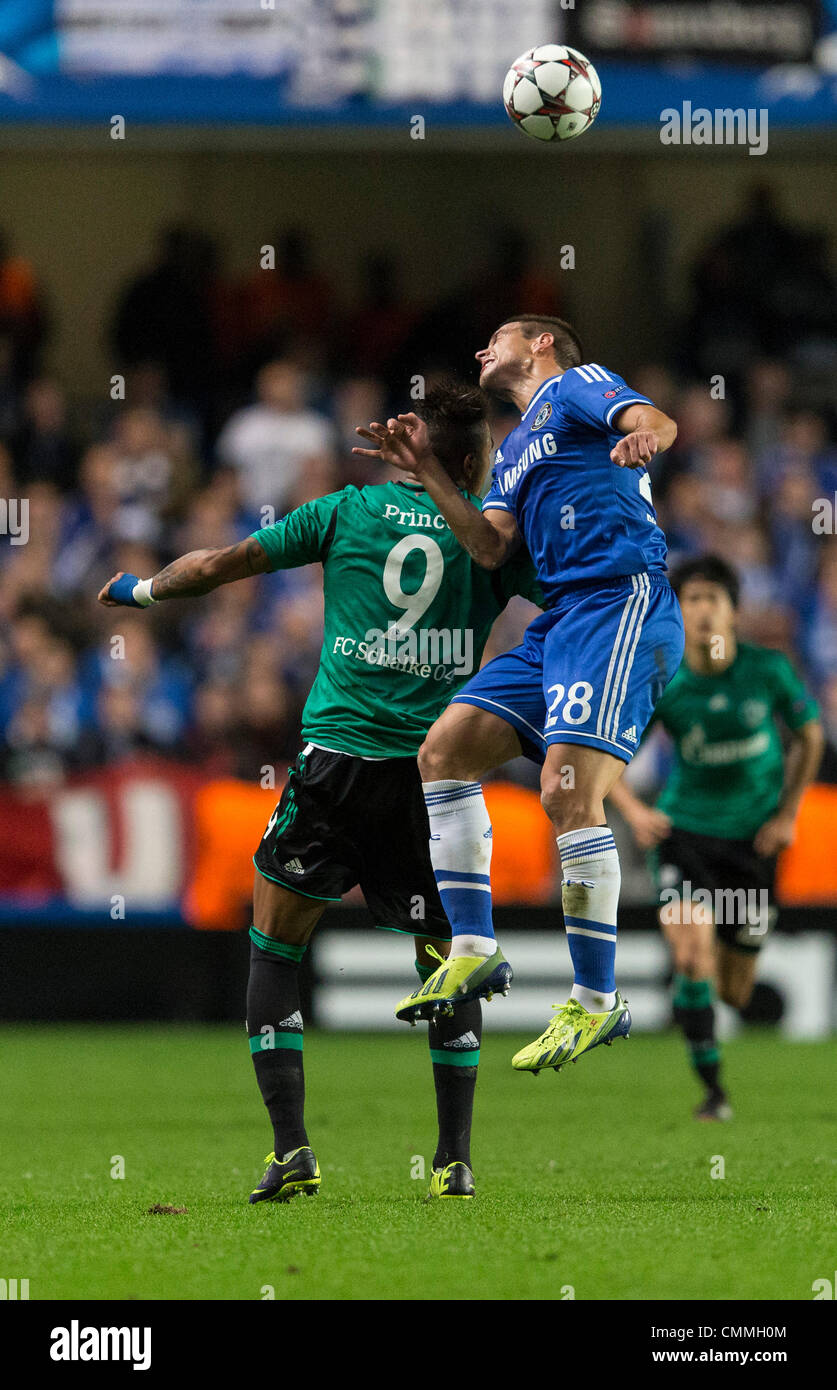 Cesar azpilicueta chelsea fc chelsea hi-res stock photography and ...