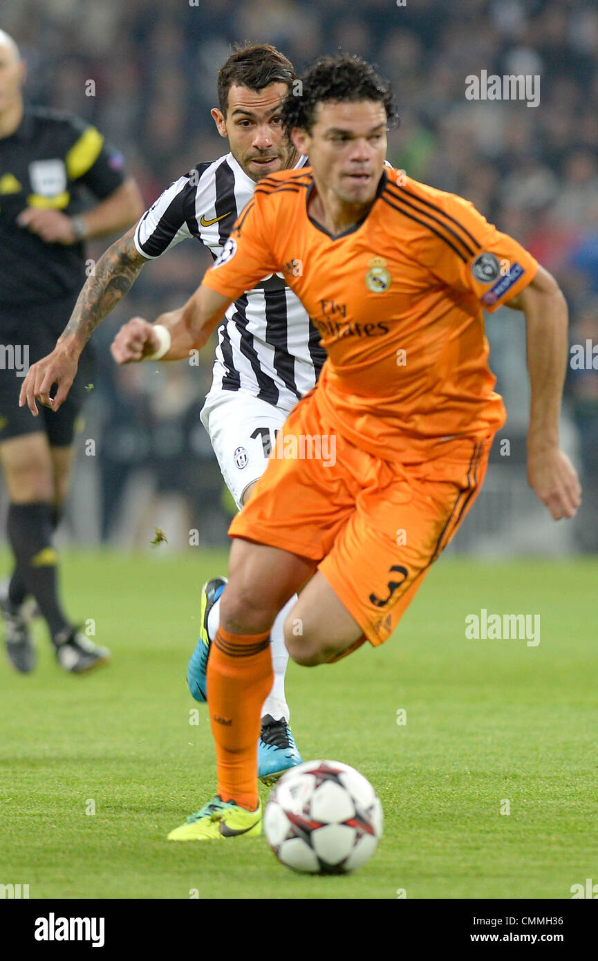 Turin, Italy. 5th Nov, 2013. Tevez and Pepe during the Champions League ...