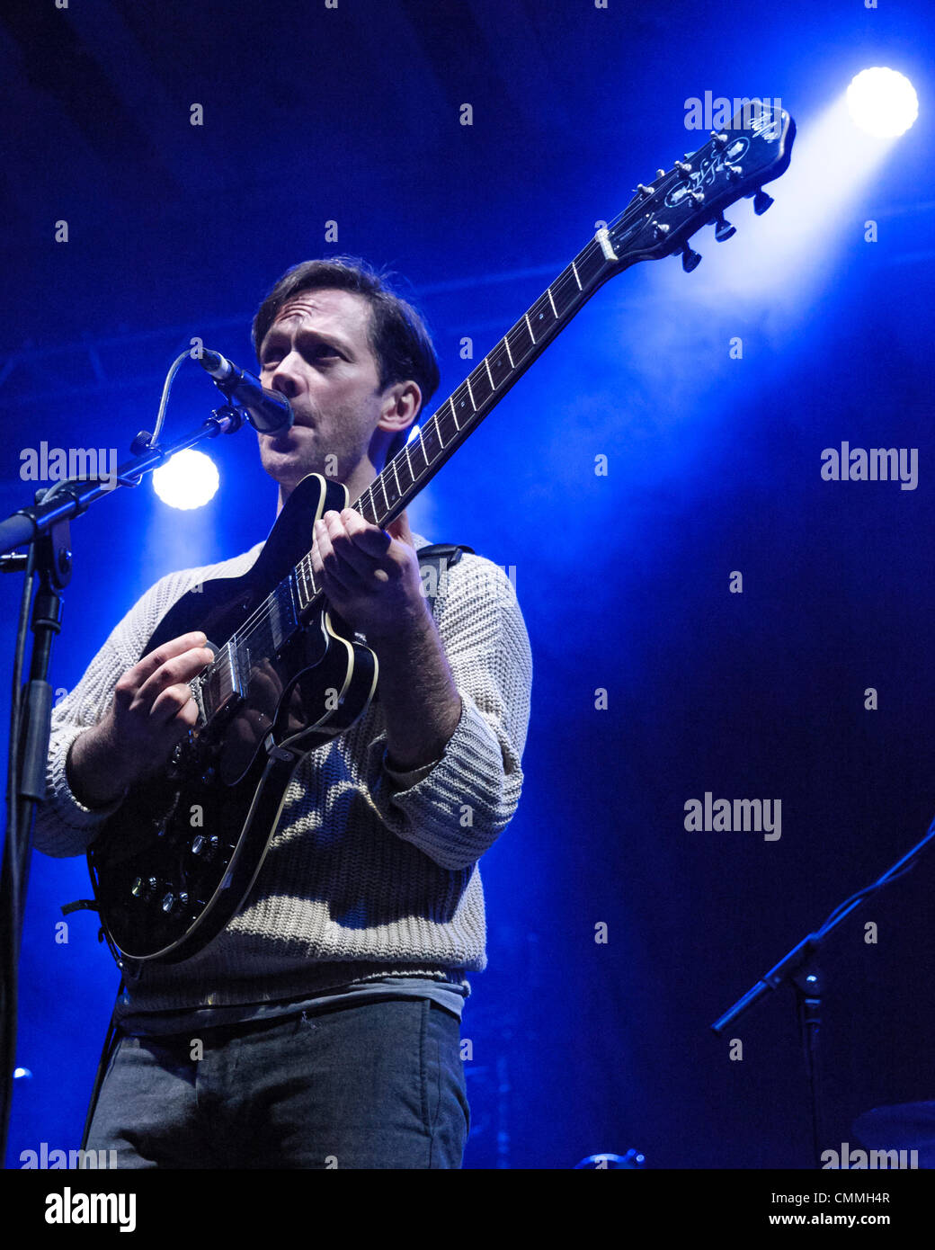 British sea power singer hi-res stock photography and images - Alamy