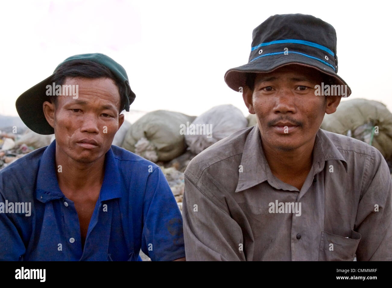 Man who scavenger garbage dump hi-res stock photography and images - Alamy