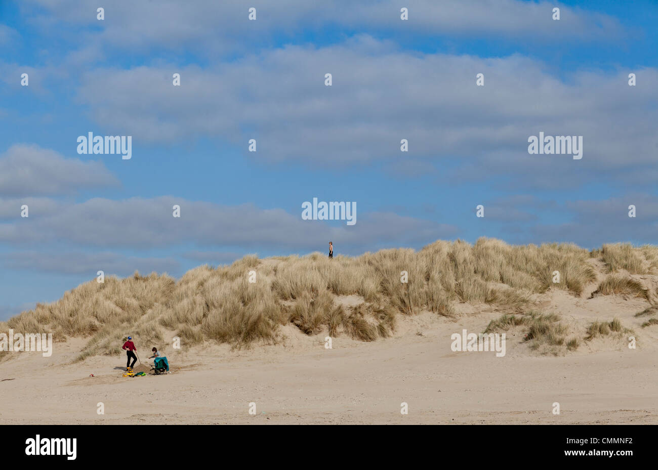 Pembrey country park and beach hi-res stock photography and images - Alamy