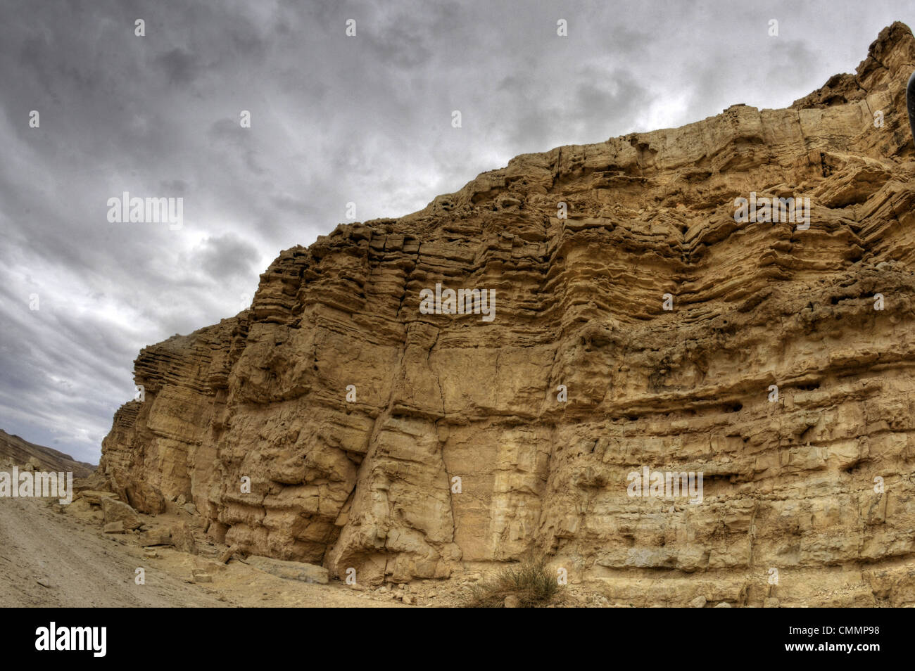 Negev desert sedimentary limestone rock with strata Stock Photo - Alamy