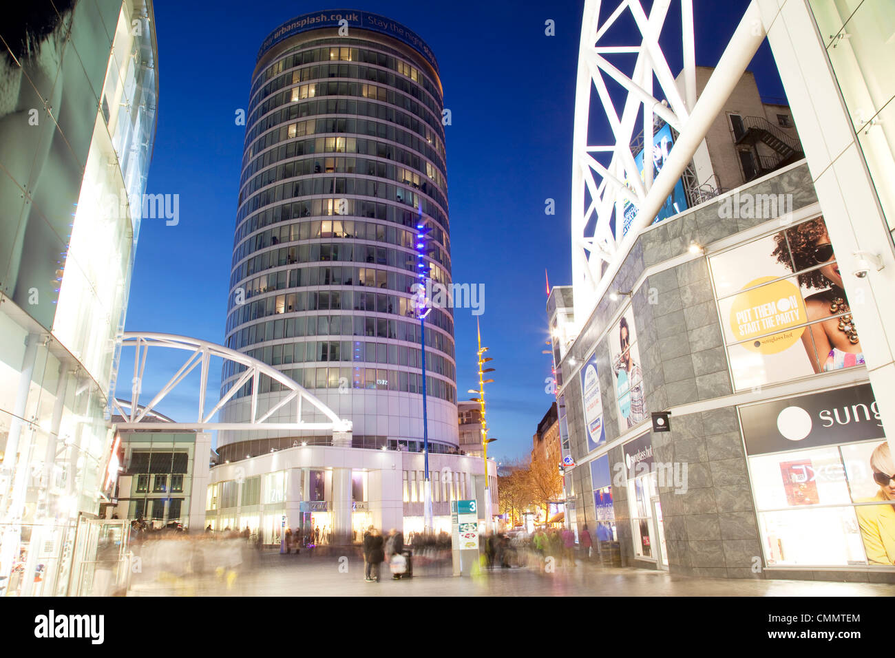 Modern birmingham city centre architecture hi-res stock photography and ...